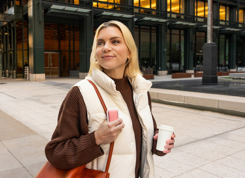 Are Electric Hand Warmers Safe? A Guide to Their Benefits and Risks – Ocoopa